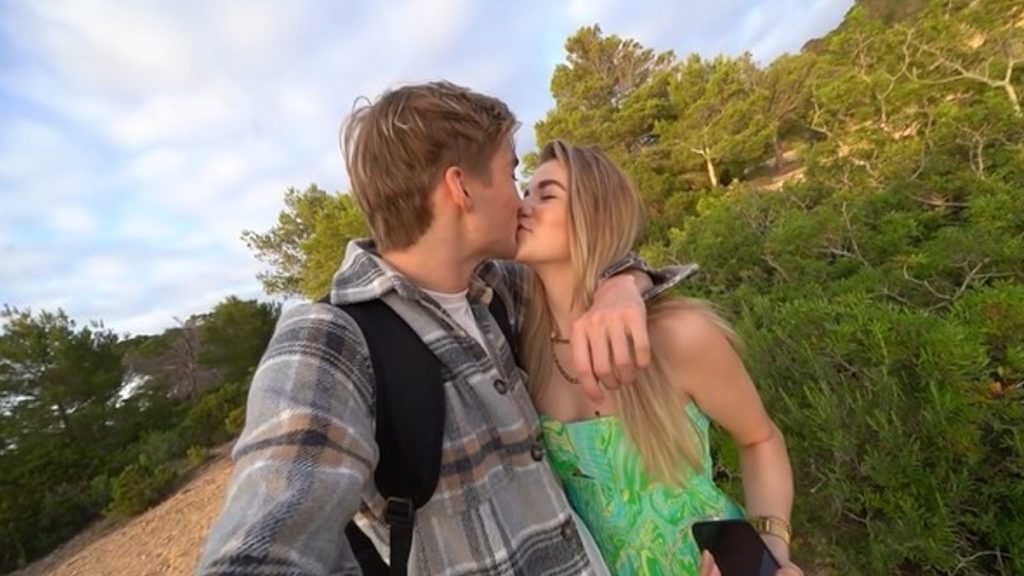 'Jade Anna en Gio Latooy tóch weer uit elkaar'