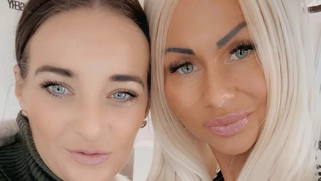Nicol Kremers en Samantha de Jong: samen uit de kleren
