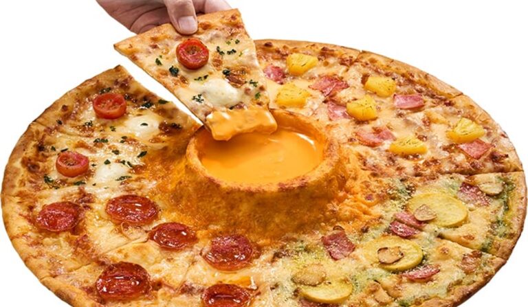 Domino's Japan brengt Cheese Volcano Pizza uit met een krater kaassaus ...