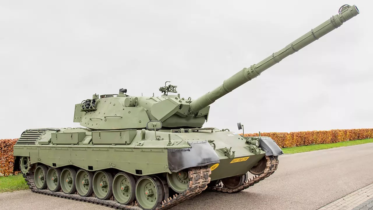 Tank te koop: Zo rij je als een baas op de Nederlandse