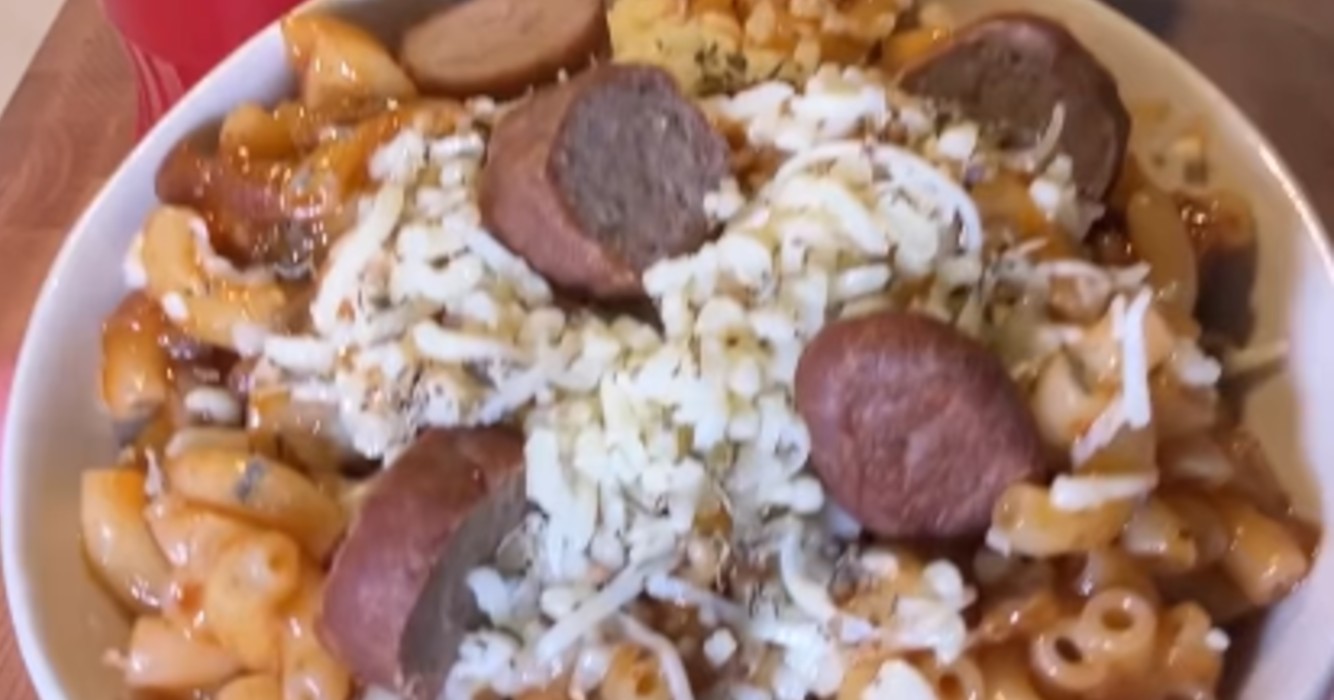 Nieuwe culinaire trend ‘Macaroni Frikandel’ verovert Instagram